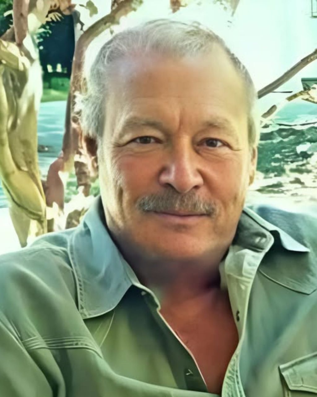 Alan Jackson - The Old Rugged Cross - Country Music